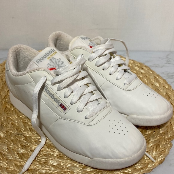 Reebok | Shoes | Reebok Princes Classic White Womens Sneakers Size 8 ...